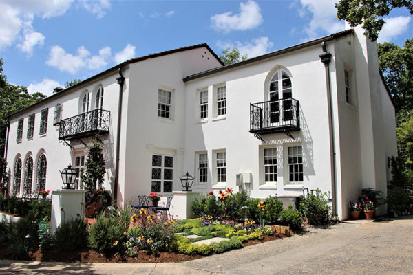 The Edgemont House Featured in Group Tour Magazine – The Edgemont House